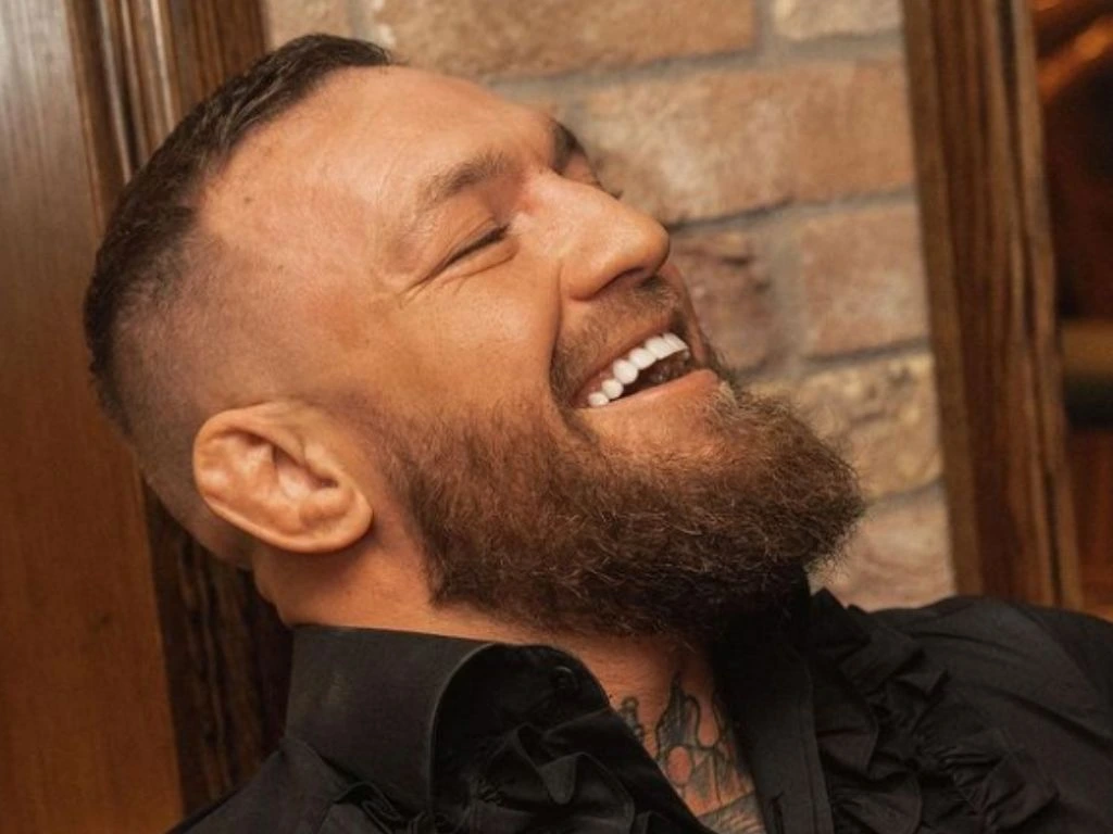 Conor McGregor Teeth Transformation & The €2,999 Hollywood Smile Secret