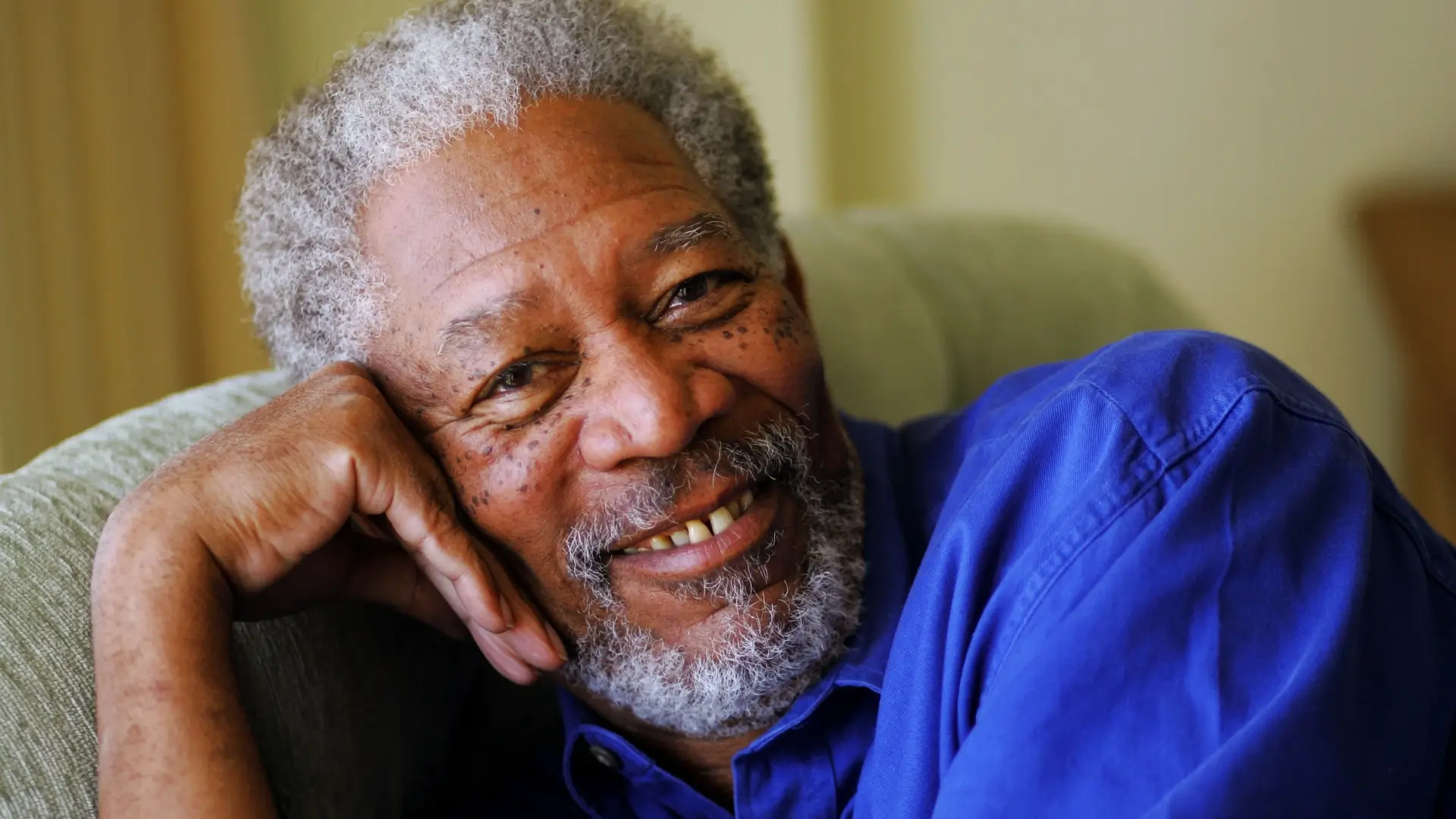 Les Dents de Morgan Freeman : Une Transformation Dentaire Légendaire